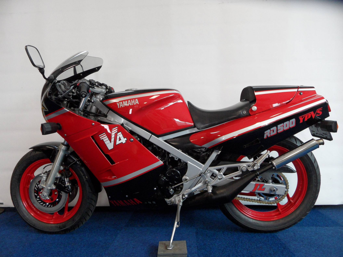 VP Motorsport | Restauratie Yamaha RD500LC